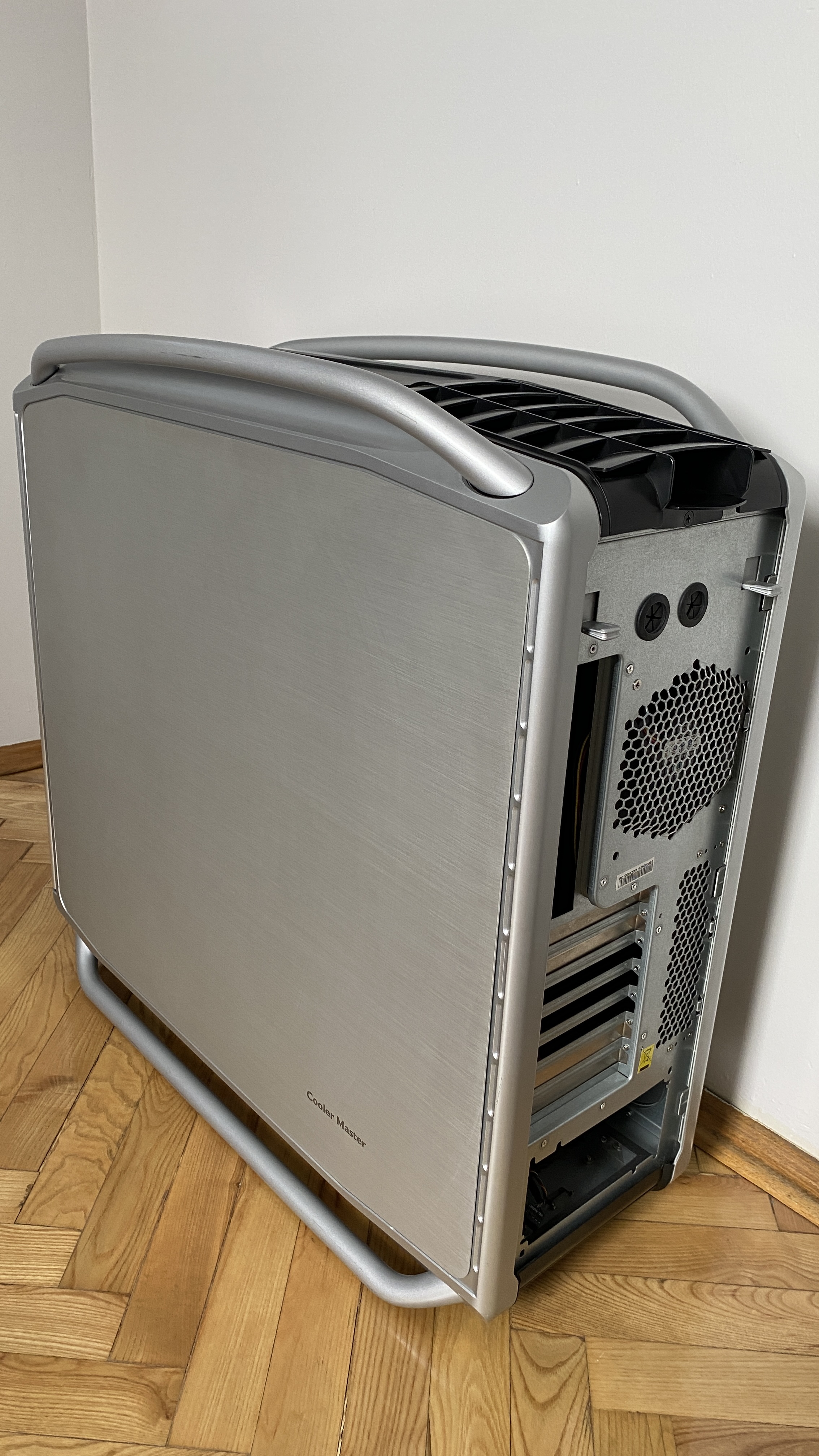 [SATILDI] Cooler Master COSMOS 1000 KASA | DonanımHaber Forum
