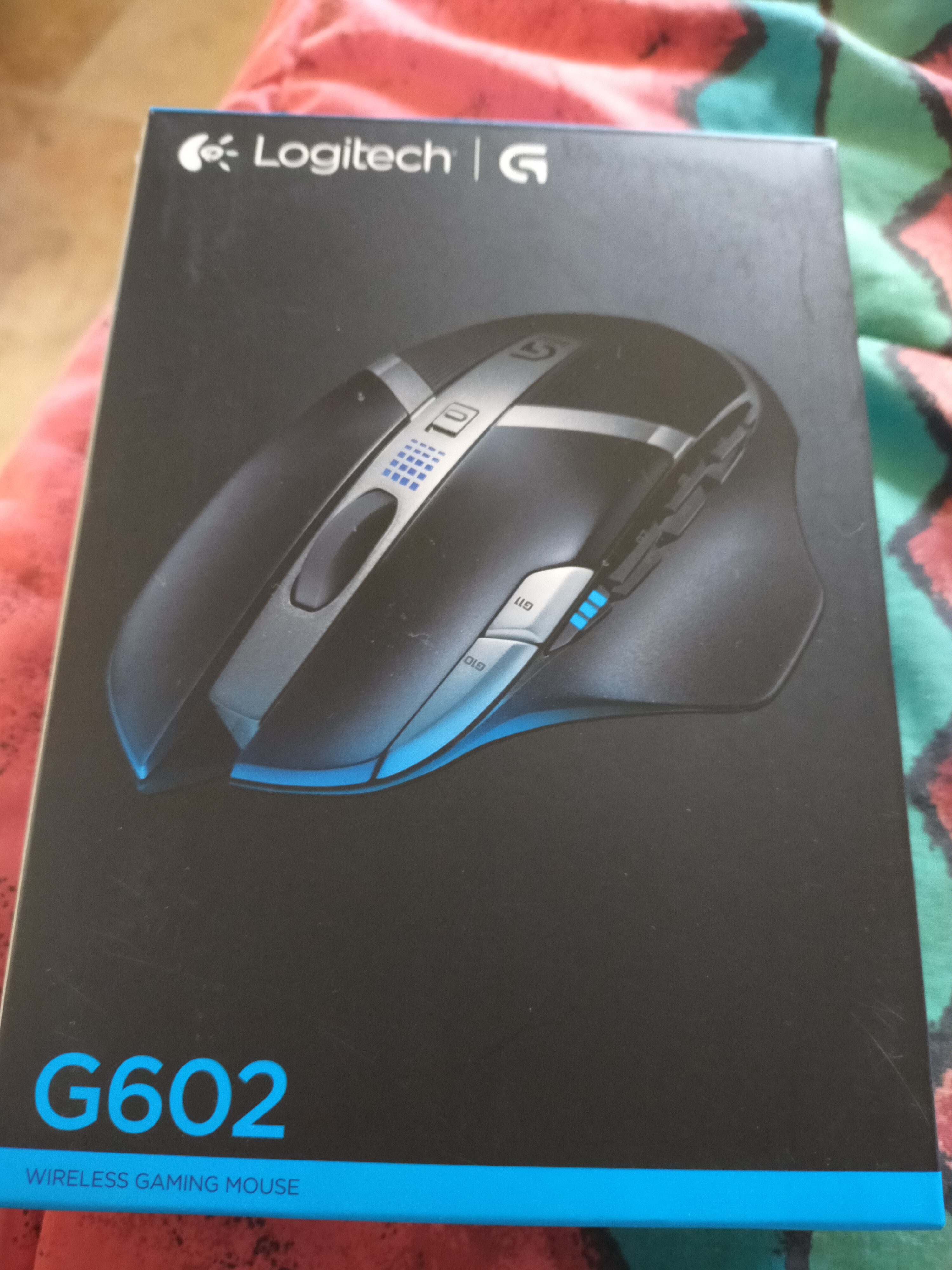 Logitech G602 Kablosuz oyuncu mouse ve Logitech G640 Mouse Pad ...