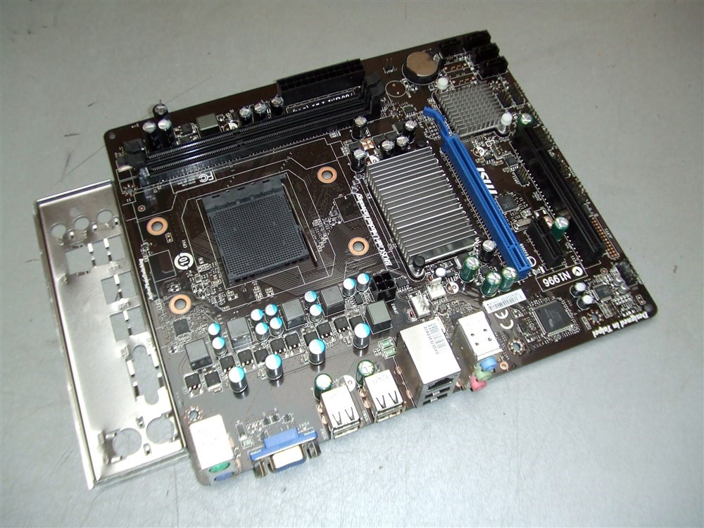 SATILIK MSI MS-7641 ANAKART + AMD SEMPRON 145 2.8GHZ | DonanımHaber Forum