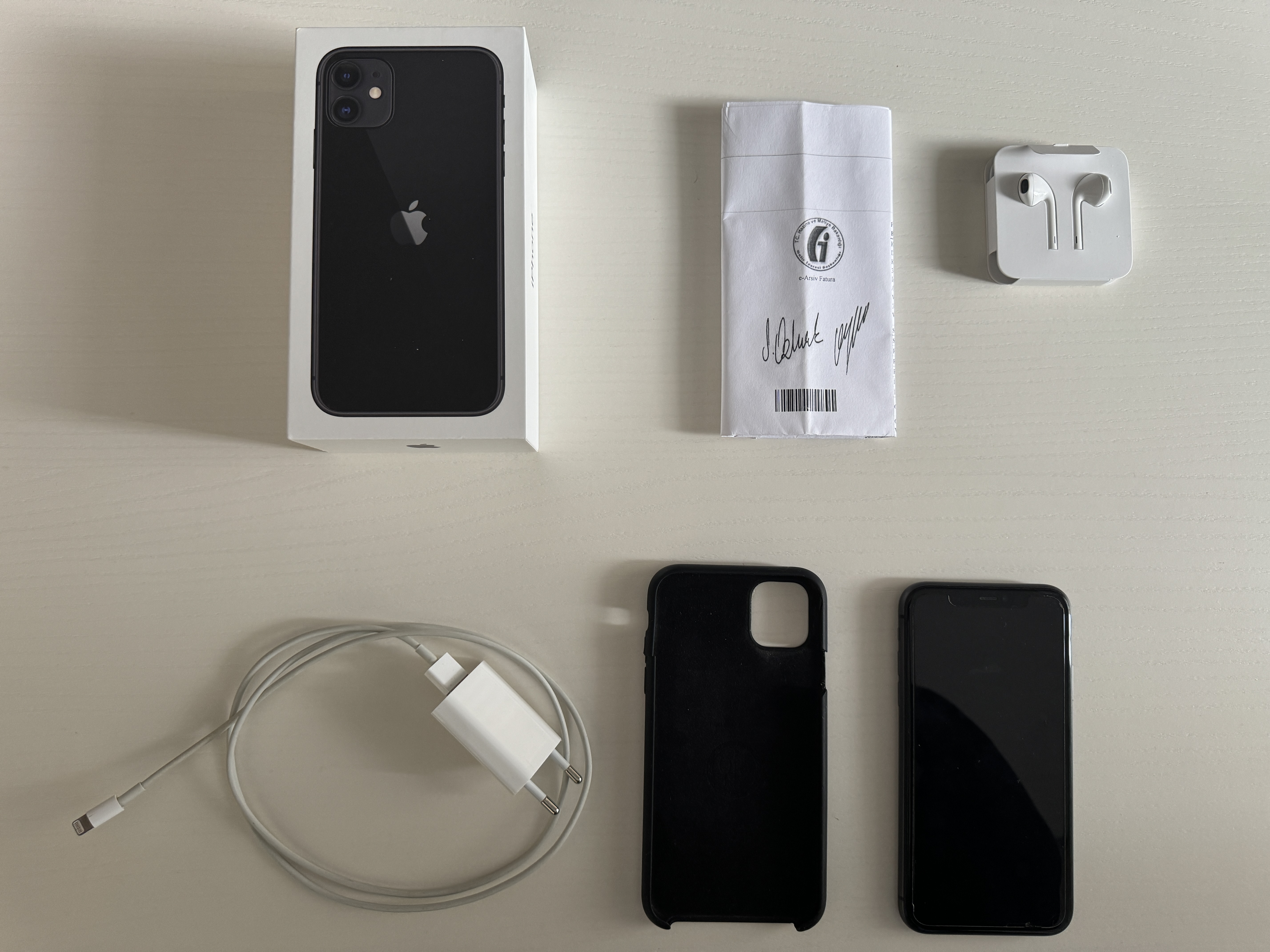 [SATILDI] iPhone 11 64 GB Siyah TR Cihazı | DonanımHaber Forum